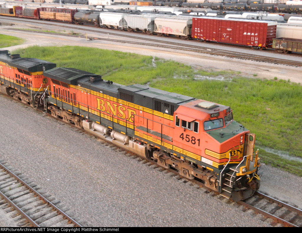BNSF 4381